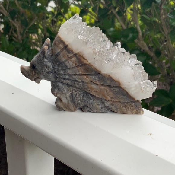Shellys Boutique | Other | Quartz Crystal Cluster Hand Carved Flying ...